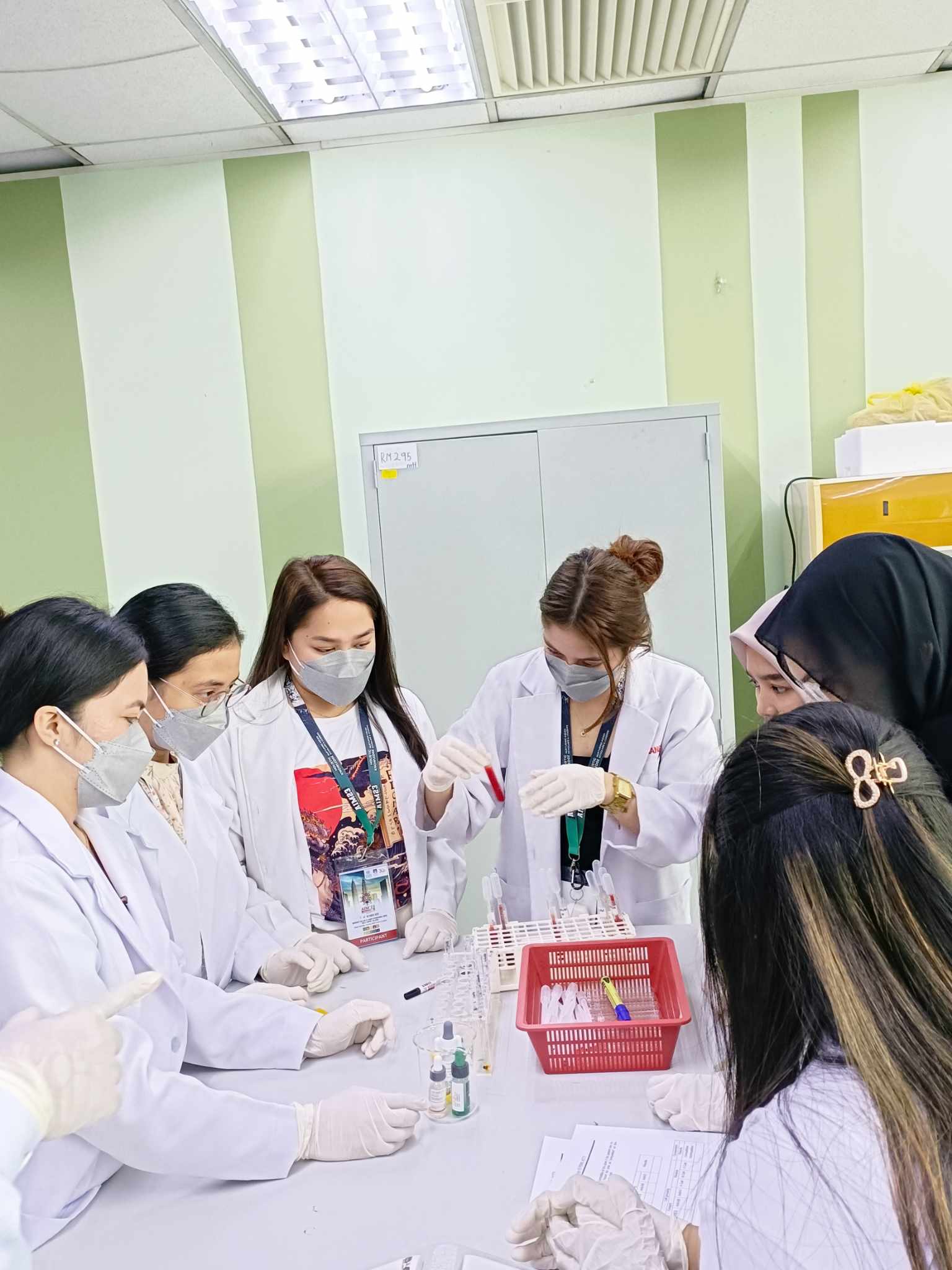 SNS Students Fly to Kuala Lumpur for 2nd InSTEM and 4th Asia Pacific Research Conference - SNS